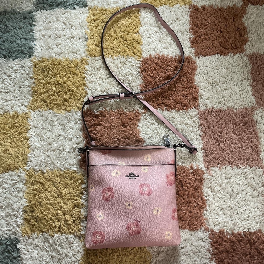 Coach Pansy Print Mini Kitt, Luxury, Bags & Wallets on Carousell