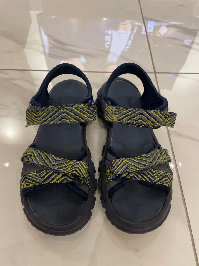 Dechalton boy sandals, Babies & Kids, Babies & Kids Fashion on Carousell