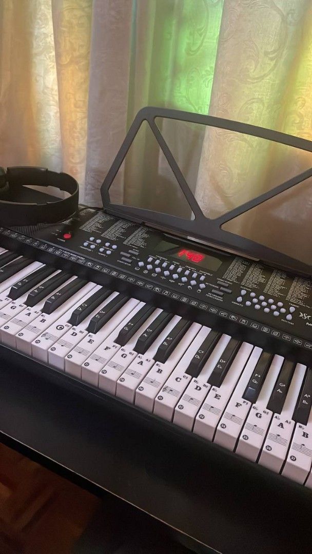 digital piano 61 key, Hobbies & Toys, Music & Media, Musical ...