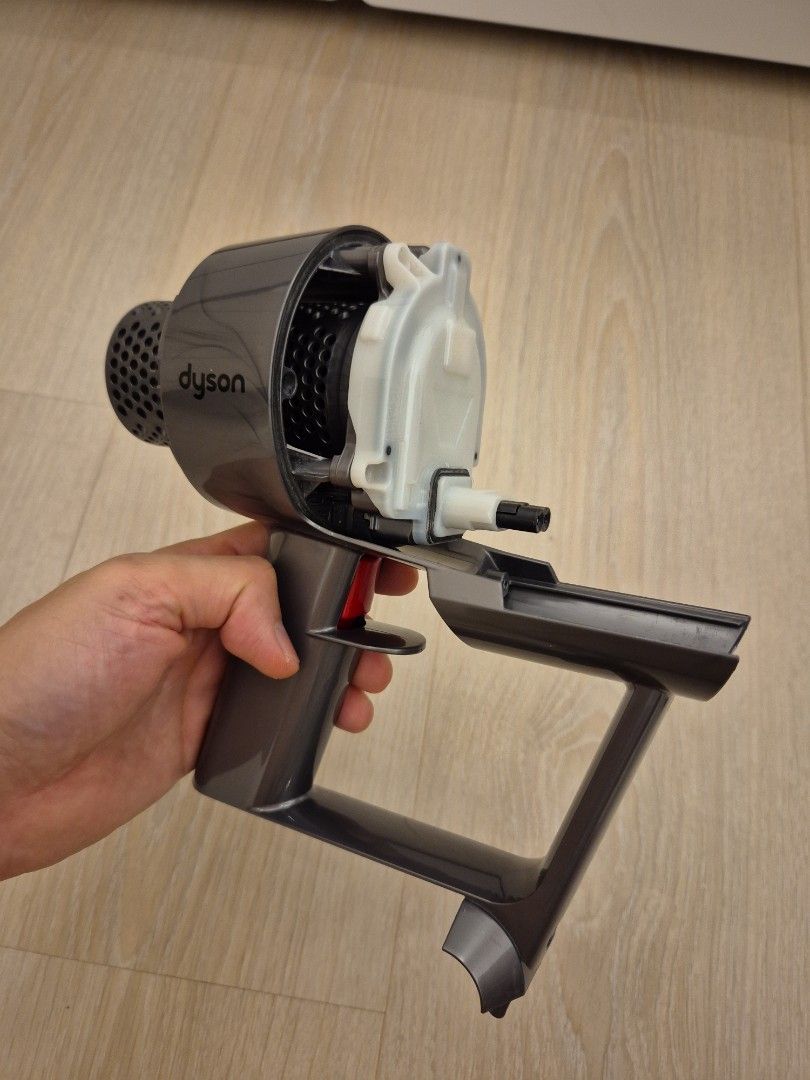 Dyson V10 fluffy parts, TV & Home Appliances, Vacuum Cleaner ...