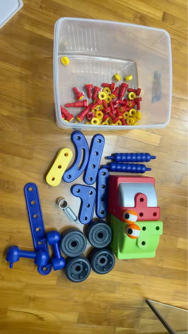 ELC Toys Construction Set, Hobbies & Toys, Toys & Games on Carousell