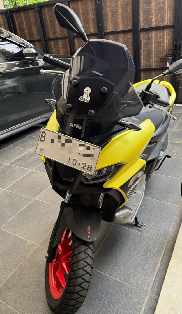 FOR SALE APRILIA SR GT200 - MOTOR SPORT Matic, Motor di Carousell