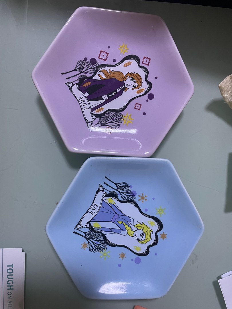 Frozen Anna & Elsa plates, Everything Else, Others on Carousell