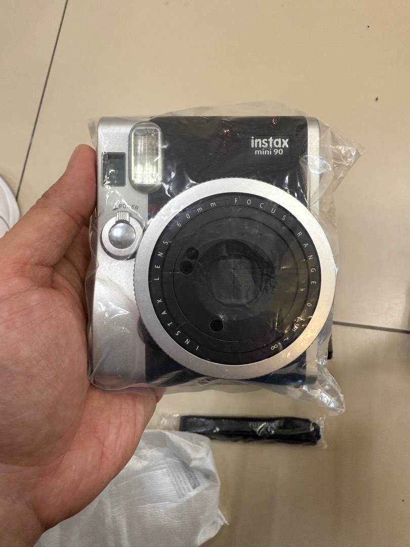 Insta Mini 90 Neo Classic, Photography, Cameras on Carousell