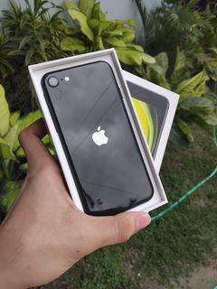 Old iPhone se, Mobile Phones & Gadgets, Mobile Phones, iPhone, iPhone ...