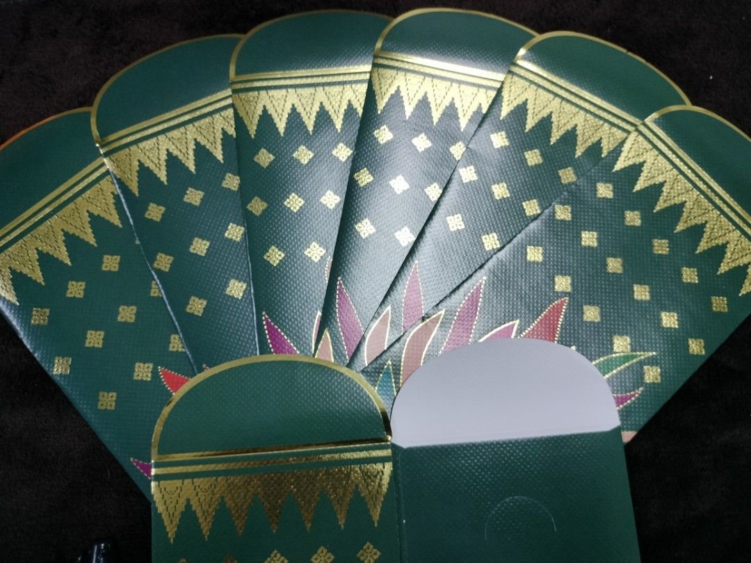 MAYBANK 2024 Sampul Duit Raya SDR 8 pcs in 1 Set, Hobbies & Toys ...