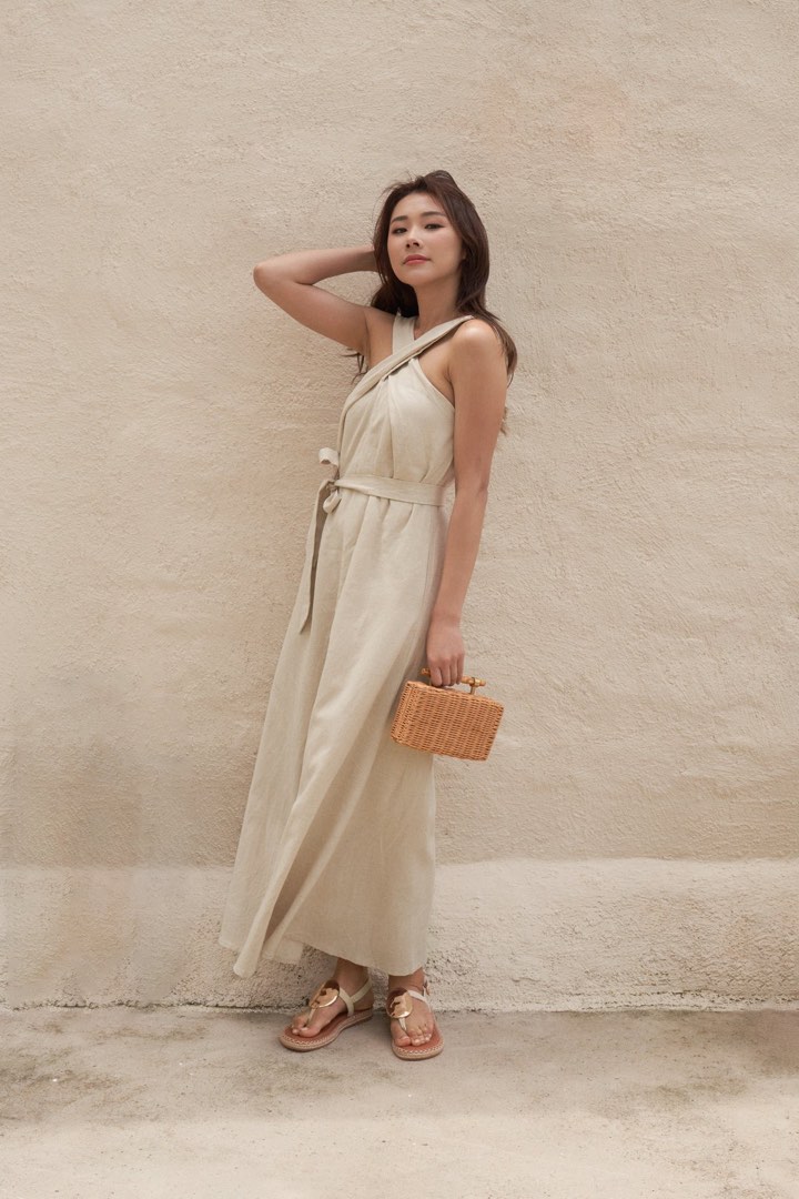 Mong x The Closet Lover Sol Halter Dress, Women's Fashion, Dresses ...