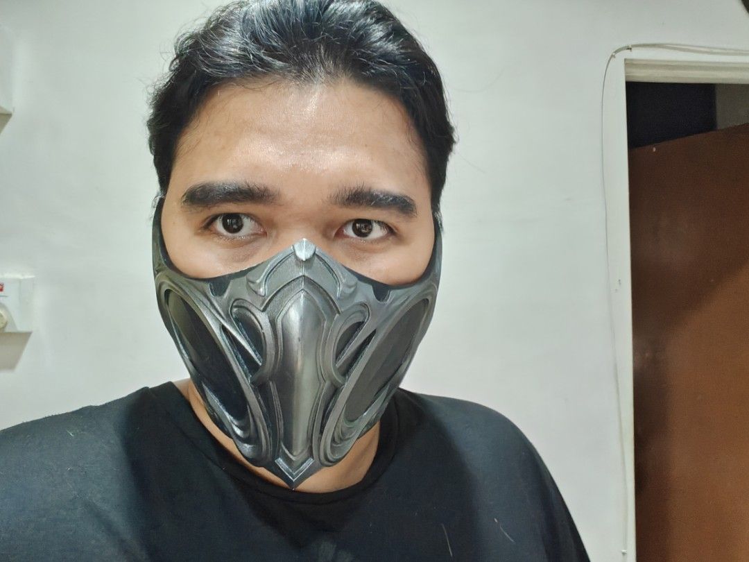 Mortal Kombat 1 (2023) Sub-Zero Bi-Han's Default Mask, Hobbies & Toys ...