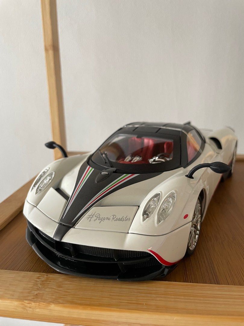Pagani Huayra 1:18 Scale Die-cast Toy Car Brand New with Box Same Day ...