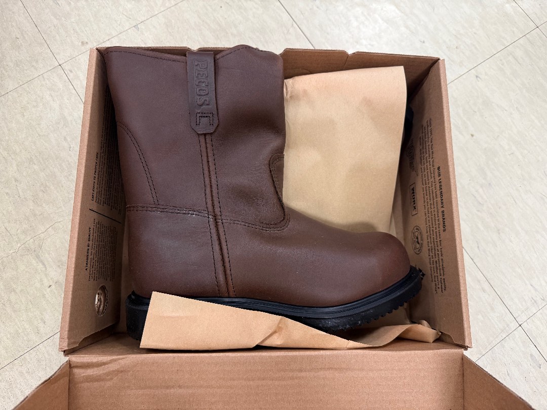PECOS Red Wing Safety Shoes, Men's Fashion, Footwear, Boots on Carousell