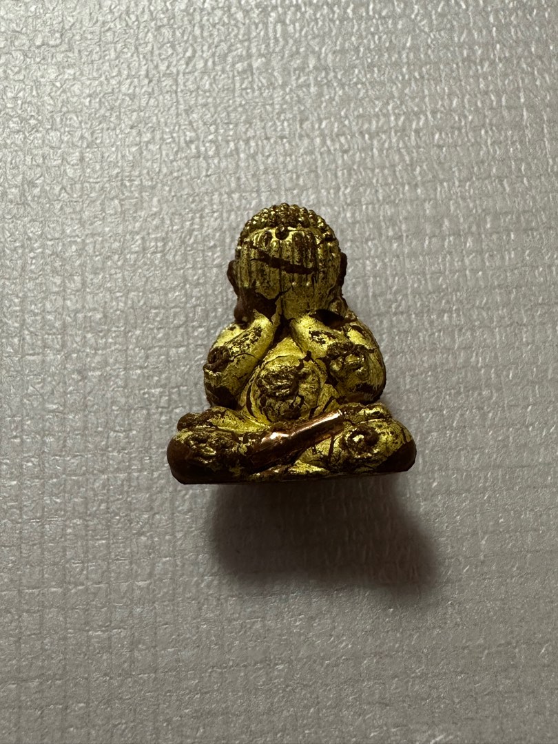 Phra Ajarn Tom ,Phra Pidta Charoen Yot Ruay Mai Yang, Hobbies & Toys ...