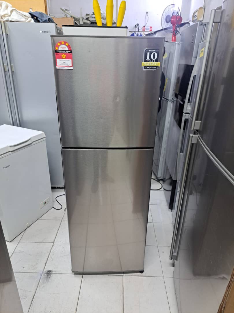 SHARP Fridge freezer 2 door good condition one month warntey ada, TV ...