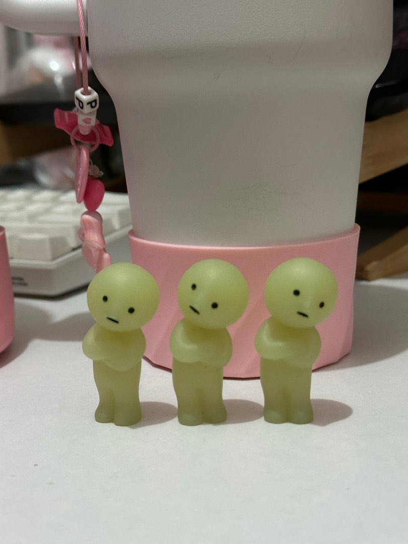 smiski group thinking, Hobbies & Toys, Toys & Games on Carousell