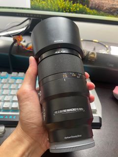 Sony G lens Macro FE90MM F2.8, Photography, Lens & Kits on Carousell