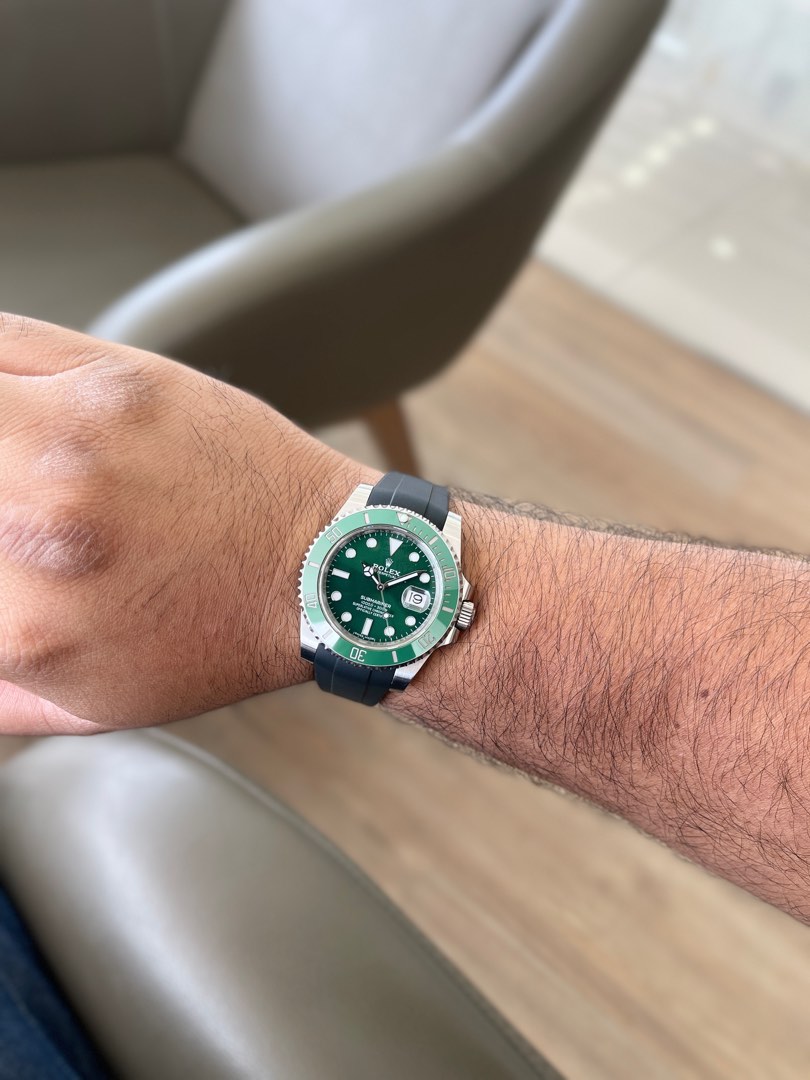 Submariner 116610LV Hulk, Luxury, Watches on Carousell