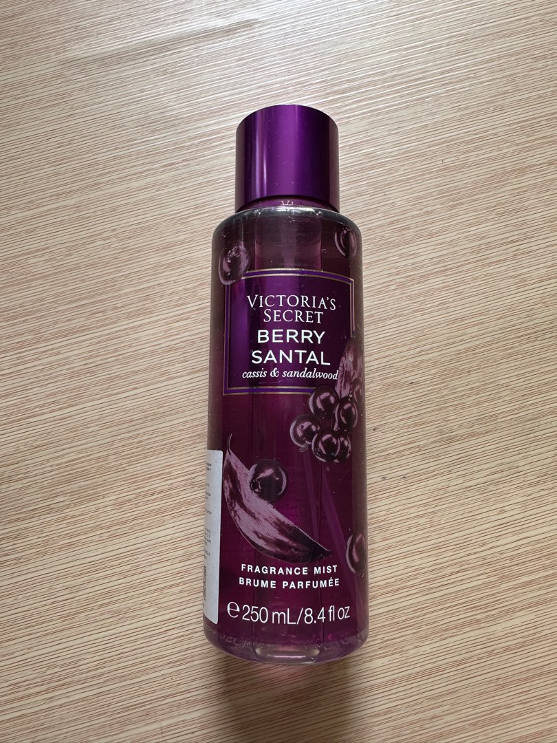Victoria's Secret Berry Santal Fragrance Mist Victoria Secret Cassis ...