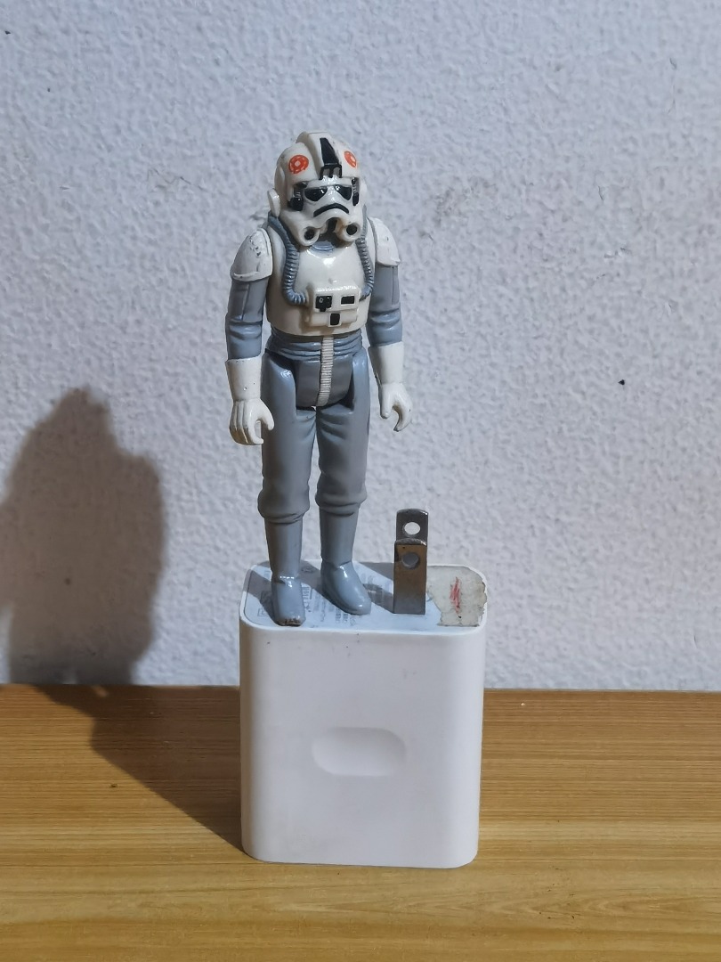 Vintage 1980 * Star Wars * AT-AT Pilot Pilot Toy, Hobbies & Toys, Toys ...