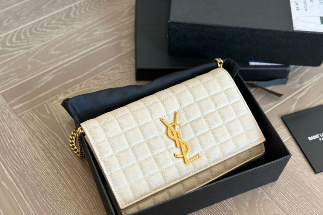 Yves Saint Laurent Caviar Envelope Bag/cassandre/Looks good in both ...