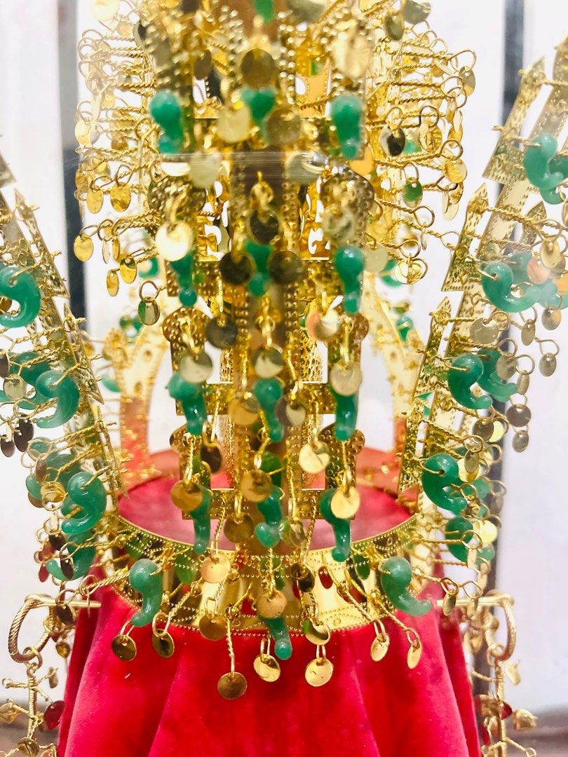24k Gold Plated and Jade- Chunma Chong - Crown Replica - Imperial State ...