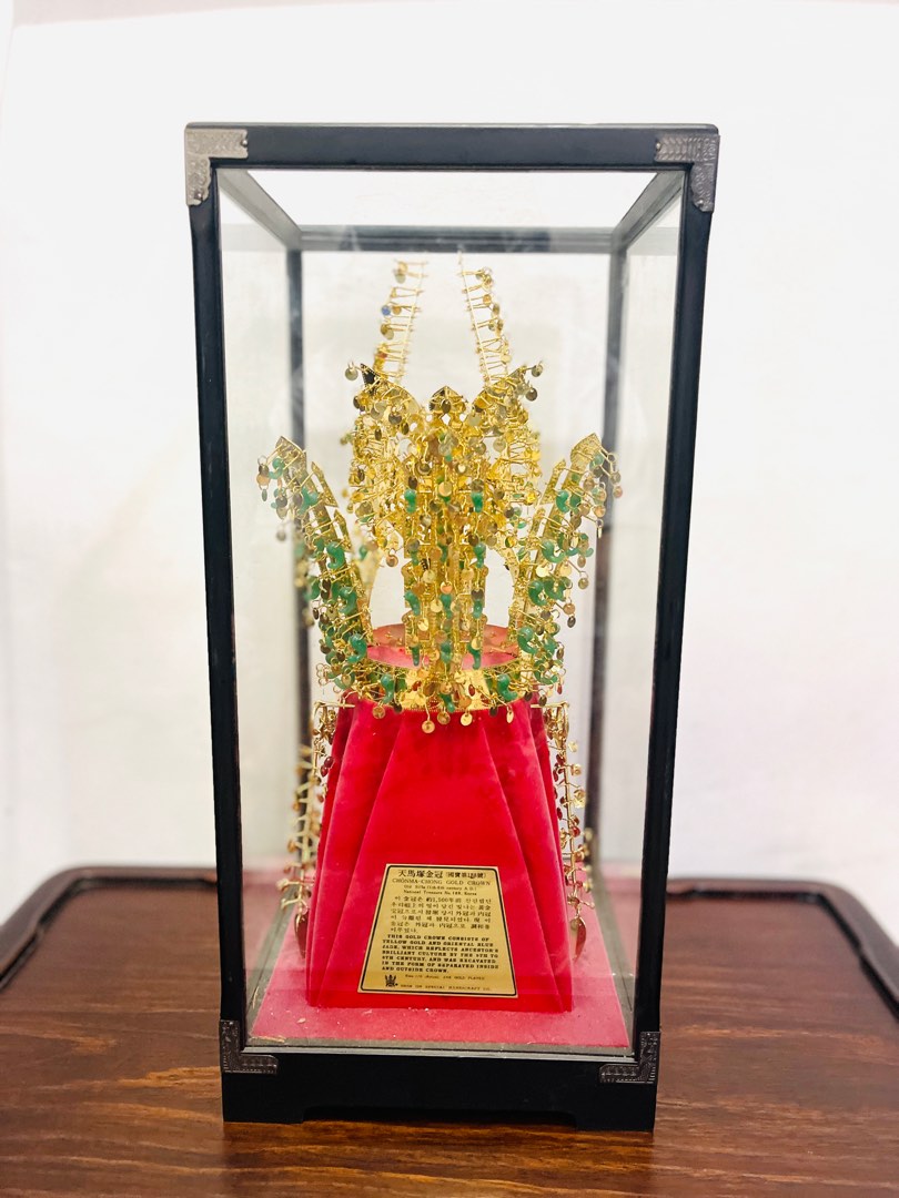 24k Gold Plated and Jade- Chunma Chong - Crown Replica - Imperial State ...