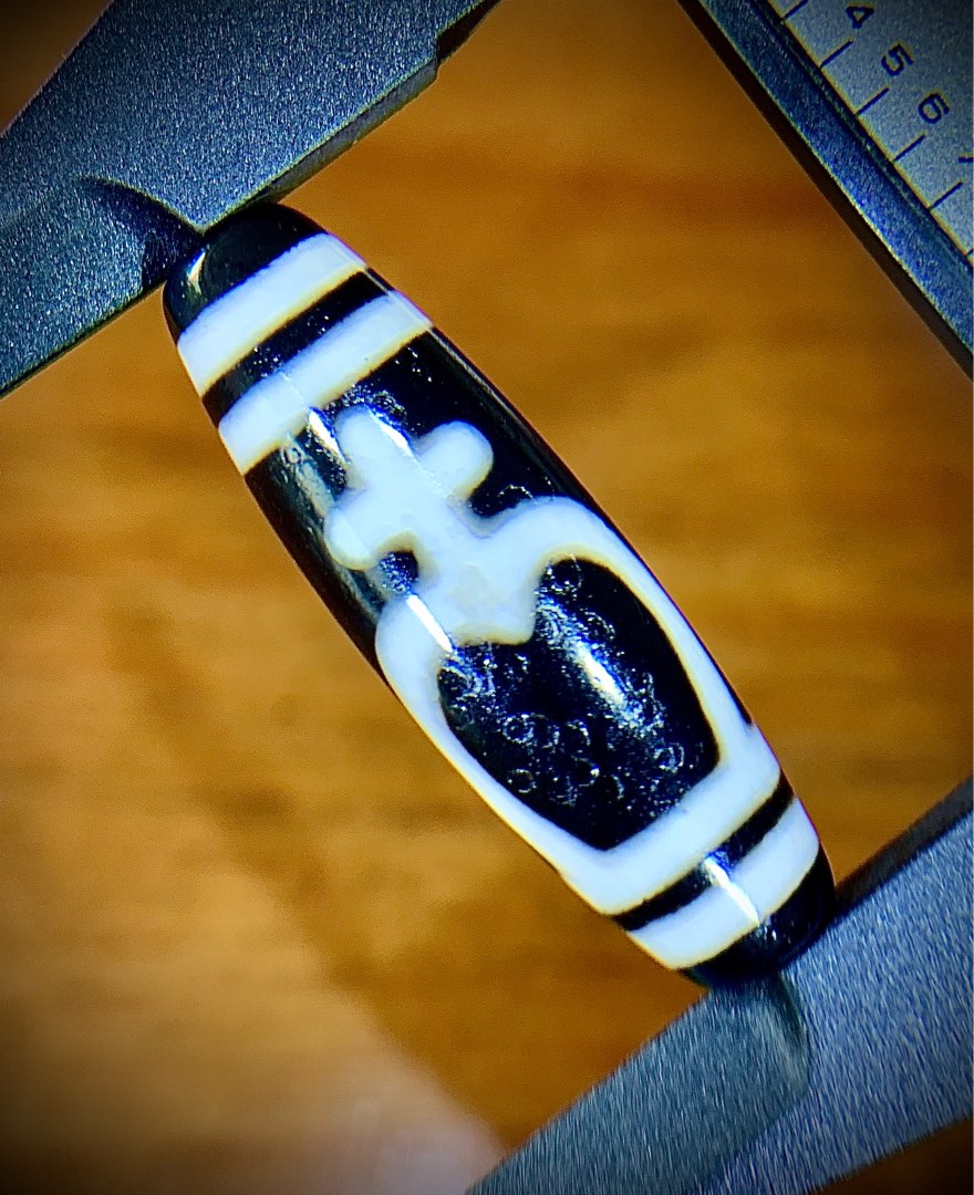 西藏-至纯-古法手工-宝瓶老天珠- Rare Aged Tibet Bao Ping Dzi, Hobbies & Toys ...
