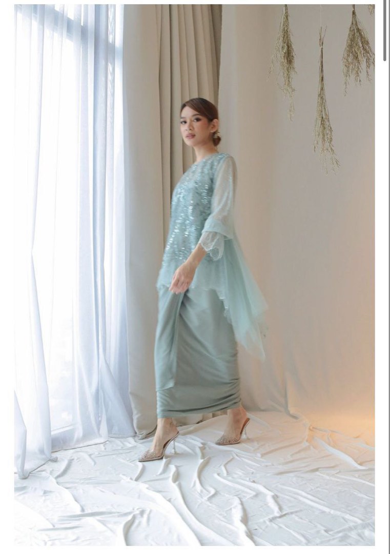 Anahitta yaria seafoam, Women's Fashion, Muslimah Fashion, Baju Kurung ...