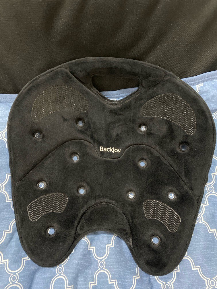 Backjoy Sitsmart, Health & Nutrition, Braces, Support & Protection on Carousell