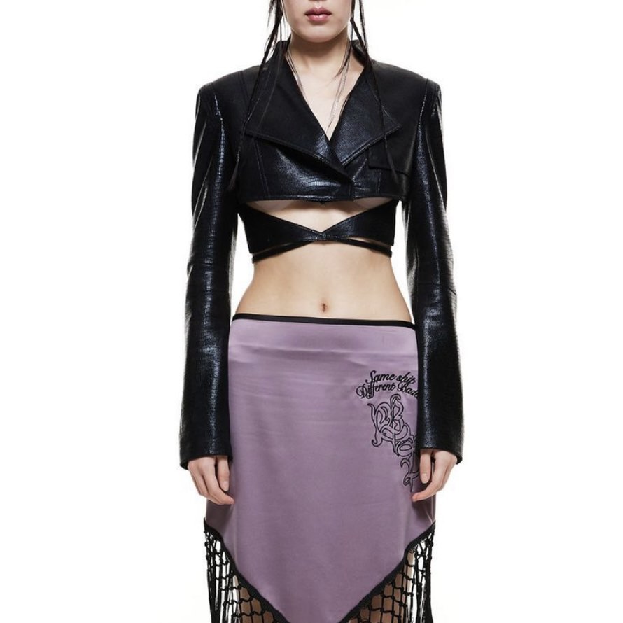 Badee Official Cropped String Blazer in Black, Women's Fashion, Coats ...