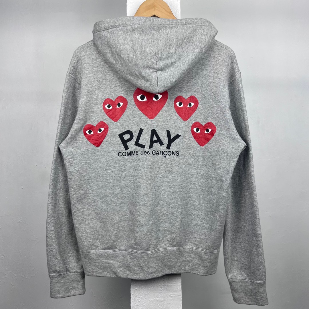 CDG Play Zip Up Hoodie, Men's Fashion, Tops & Sets, Hoodies on Carousell