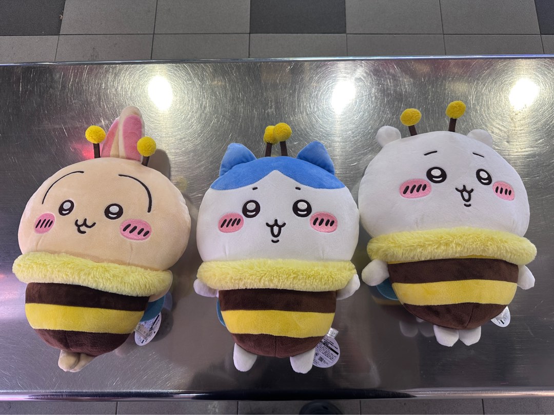 Chiikawa 一set蜜蜂公仔系列, 其他, 其他 - Carousell