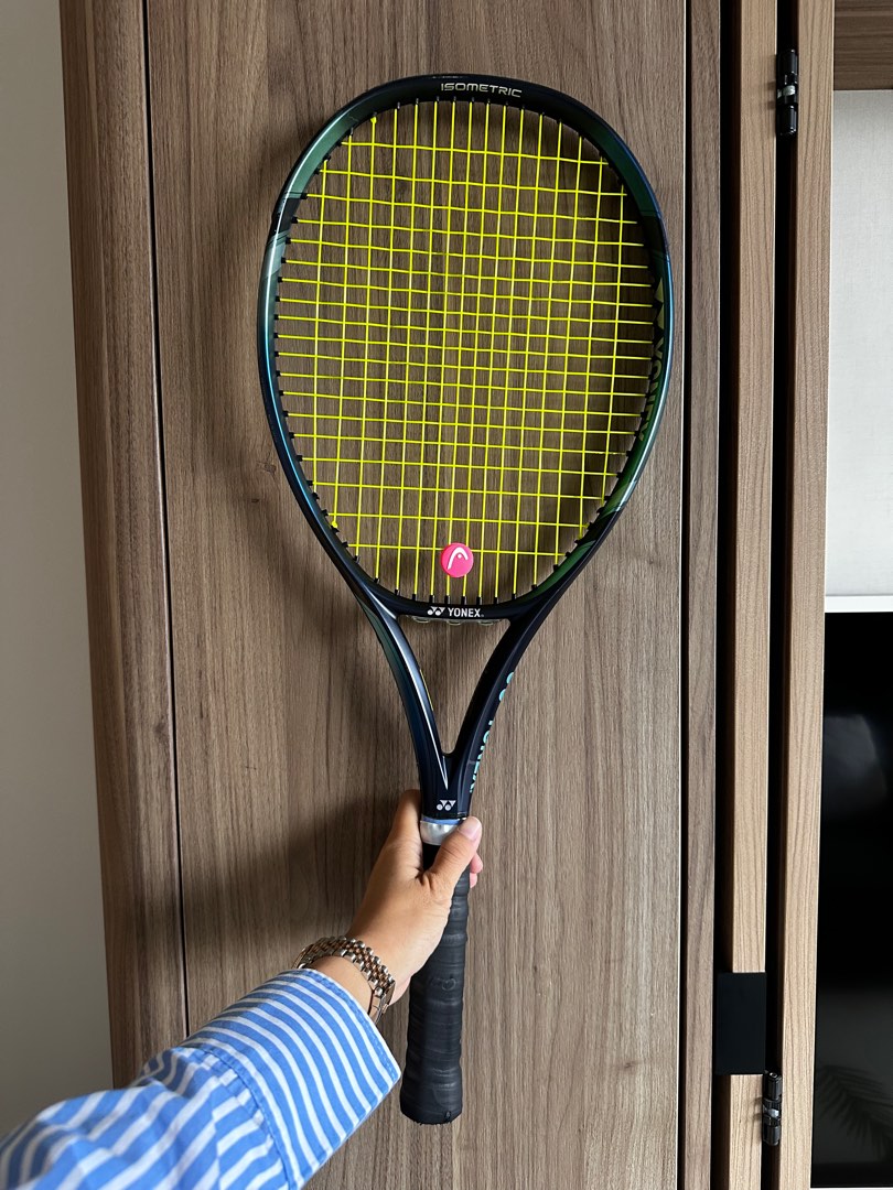 Yonex Ezone 100 (purchased in 2024) L2, Sports Equipment, Sports & Games, Racket & Ball Sports ...
