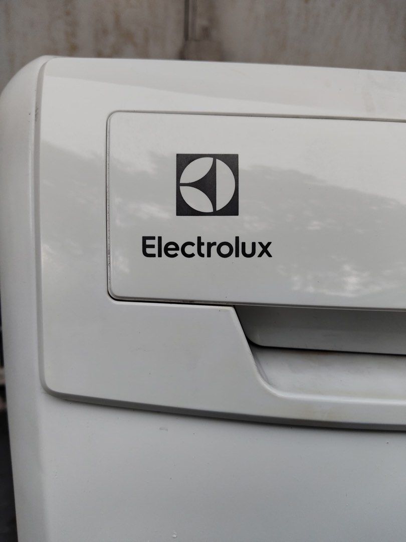 Front load hot washer 8kg Electrolux fully automatic washing machine ...