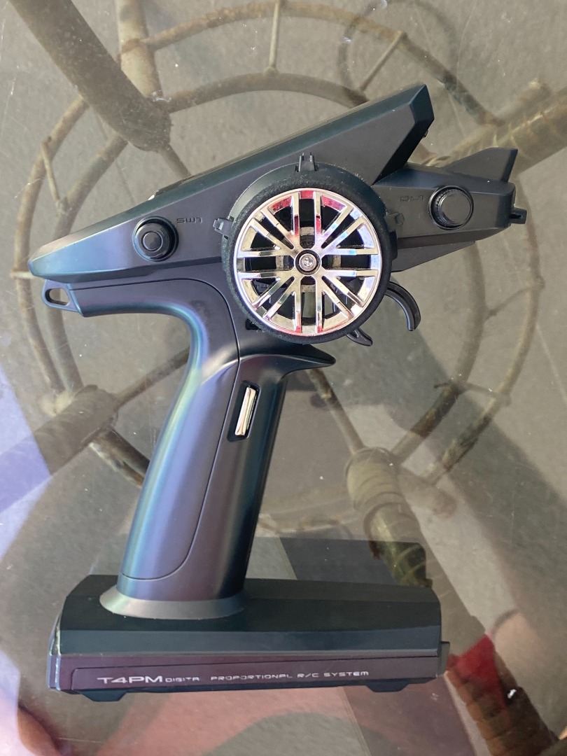 Futaba T4PM 4-channel 2.4GHz RC transmitter with telemetry, Hobbies ...