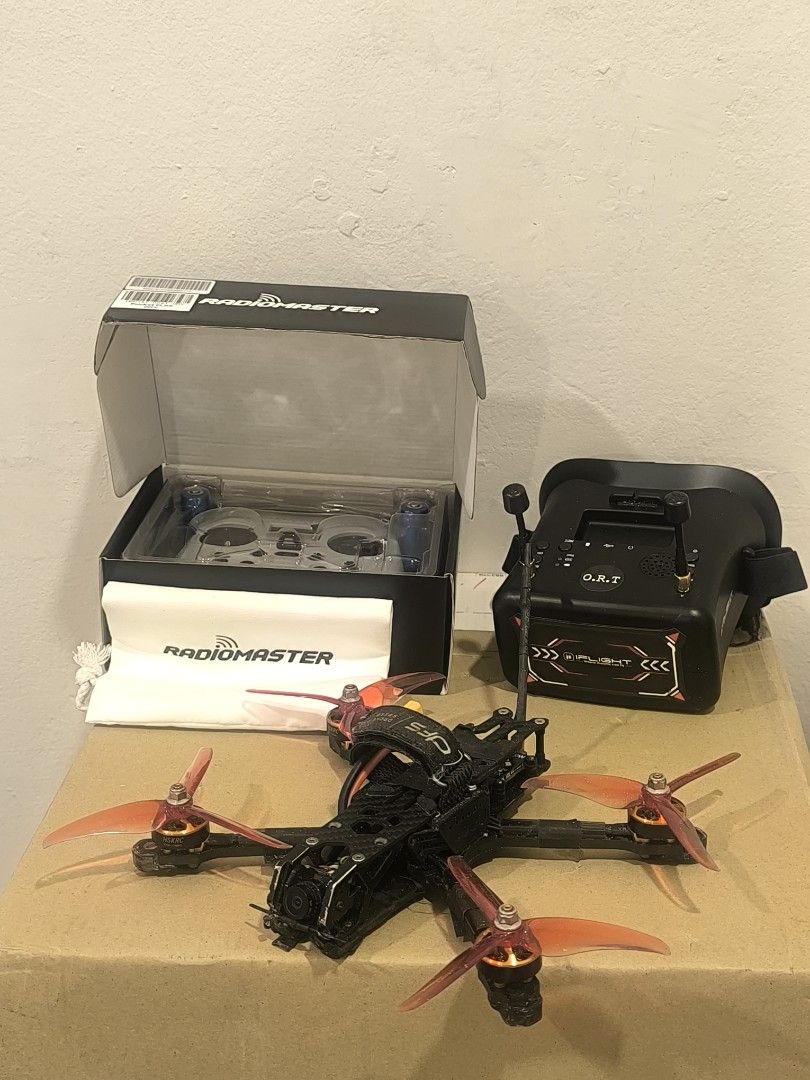 Iflight FPV Goggles + Speedybee Master 5 v2 Analog FPV Drone ...