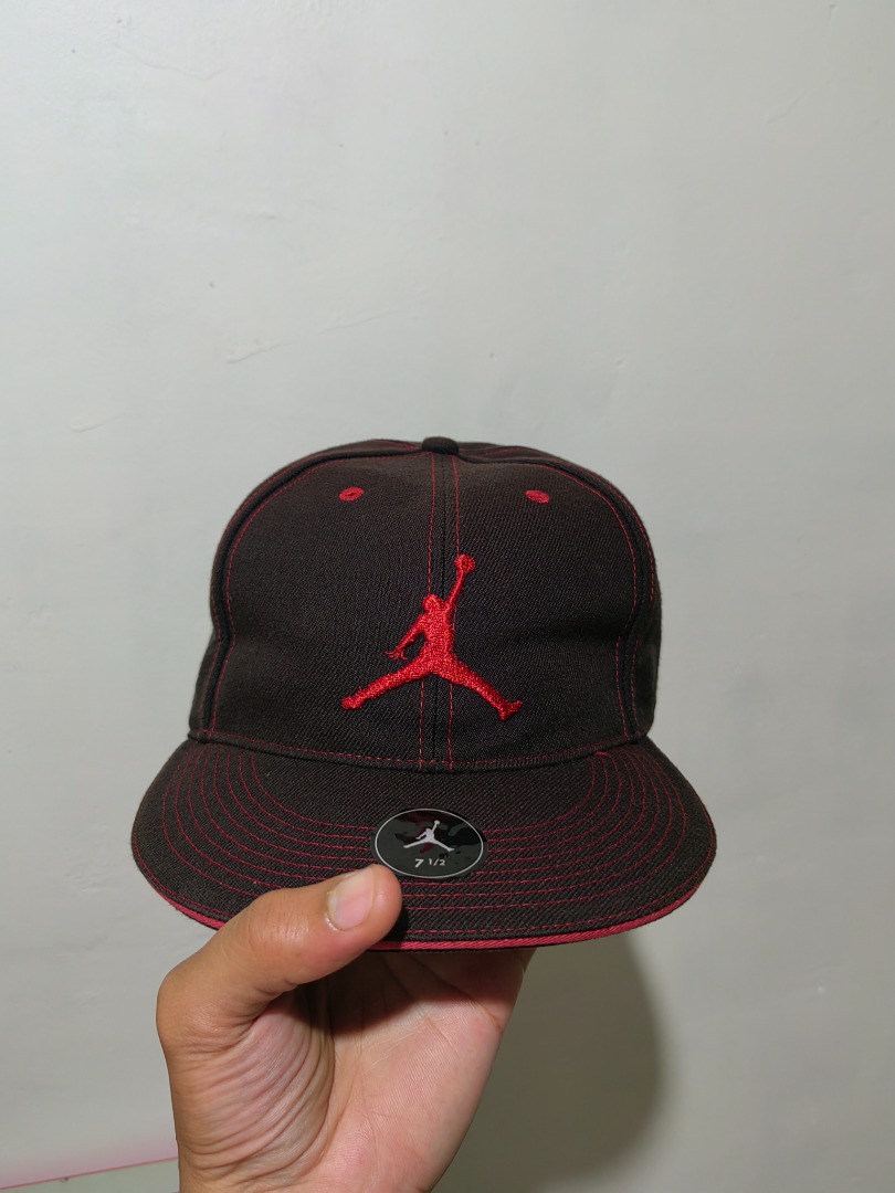 Jordan Jumpman 7 1/2 Fitted Cap, Men's Fashion, Activewear on Carousell