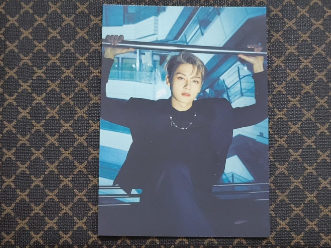 Jun - OFFICIAL Attacca photocard (tingi from Seventeen kit album), Hobbies & Toys, Memorabilia ...