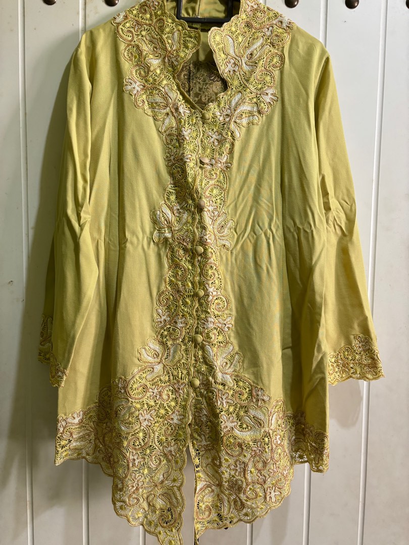 Kebaya Raya 2025, Women's Fashion, Muslimah Fashion, Baju Kurung & sets ...