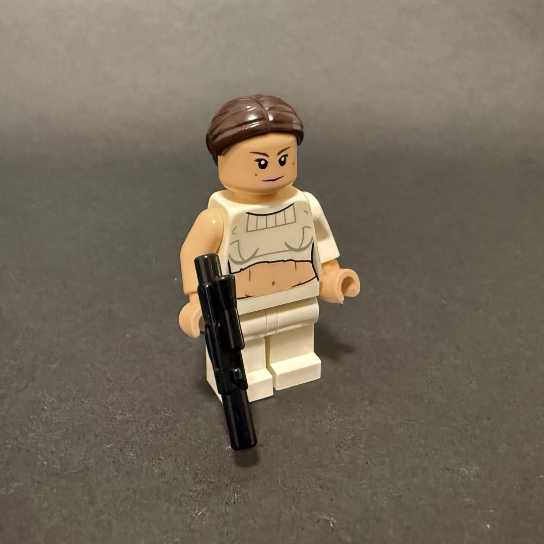 LEGO Star Wars Padme Amidala Minifigure, Hobbies & Toys, Toys & Games ...