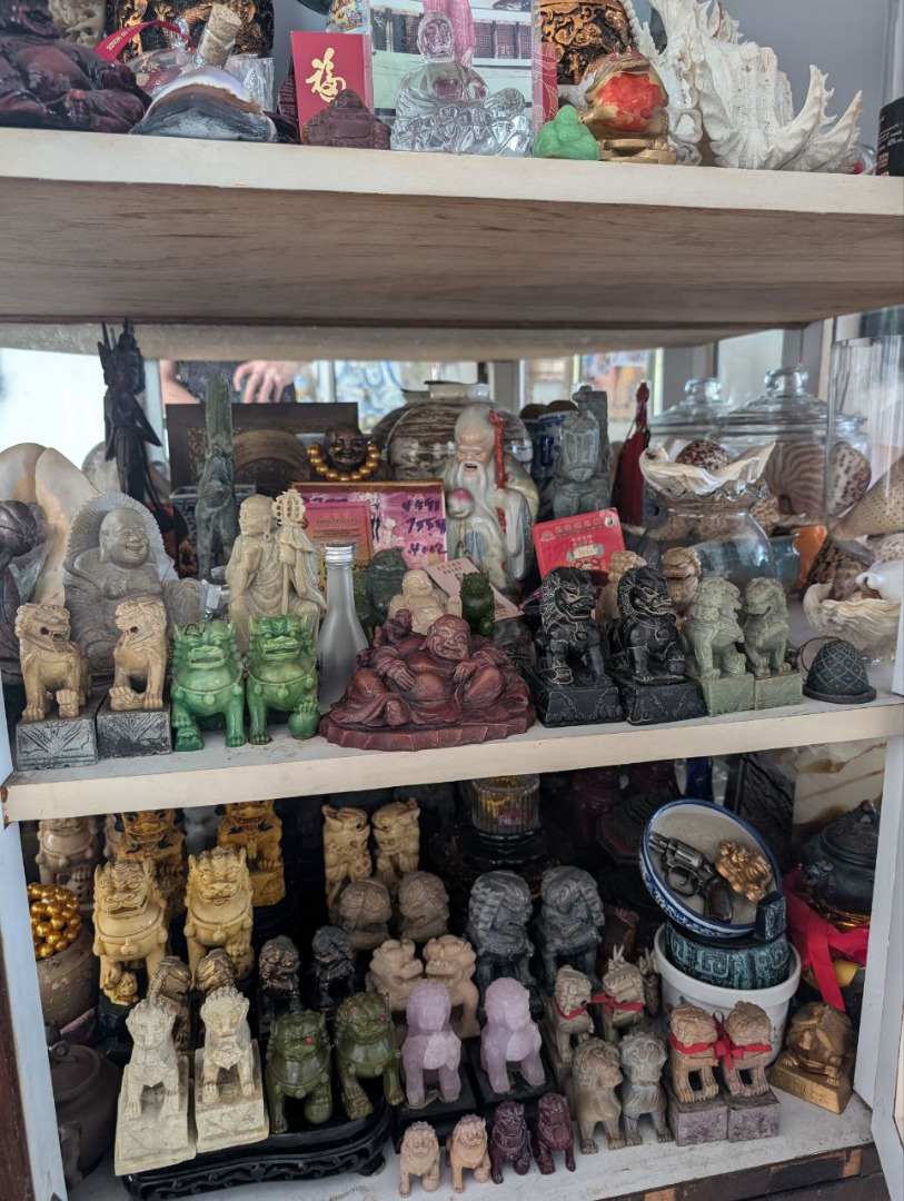 Lion , Buddha Statues and miscellenous crafts, Hobbies & Toys ...