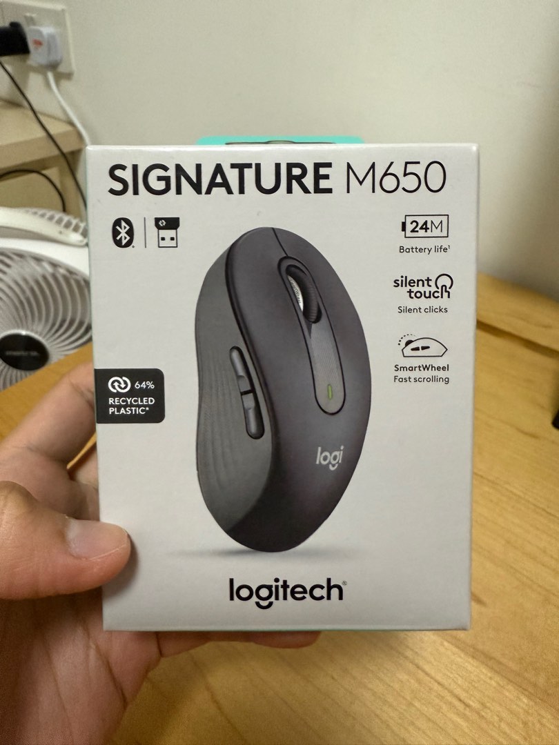 Logitech Signature M650 Mouse, Computers & Tech, Parts & Accessories ...