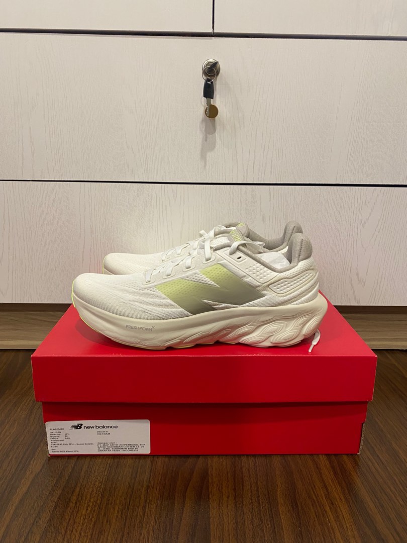 New Balance Fresh Foam X 1080v13 Moonrock White 44.5 dan 45 Original ...