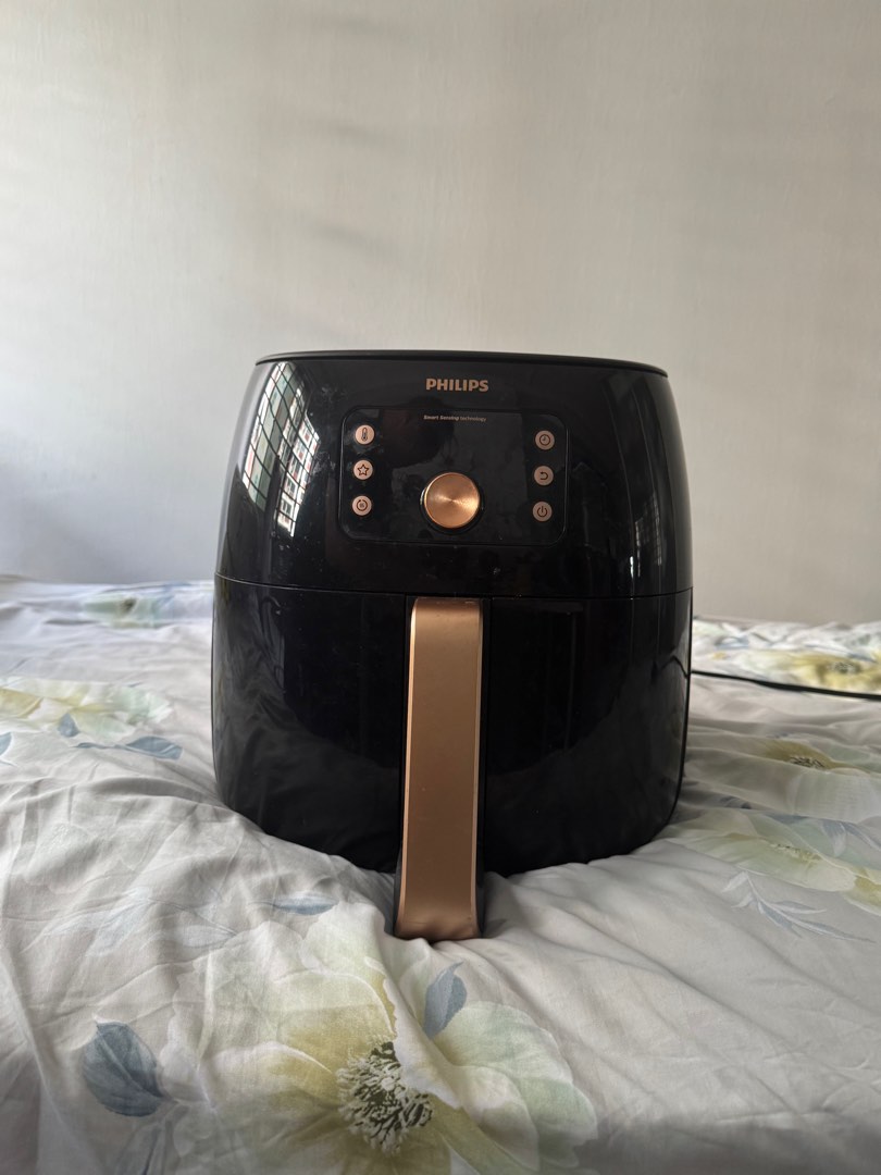 Philips Air Fryer HD9860, TV & Home Appliances, Kitchen Appliances ...