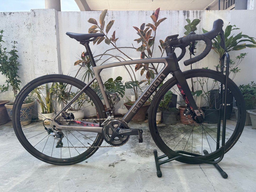 Polygon Strattos S8D, Sports Equipment, Bicycles & Parts, Bicycles on Carousell