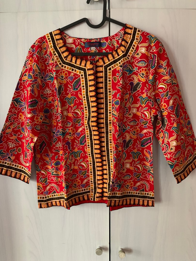 Red batik/SQ inspired top, Women's Fashion, Tops, Blouses on Carousell