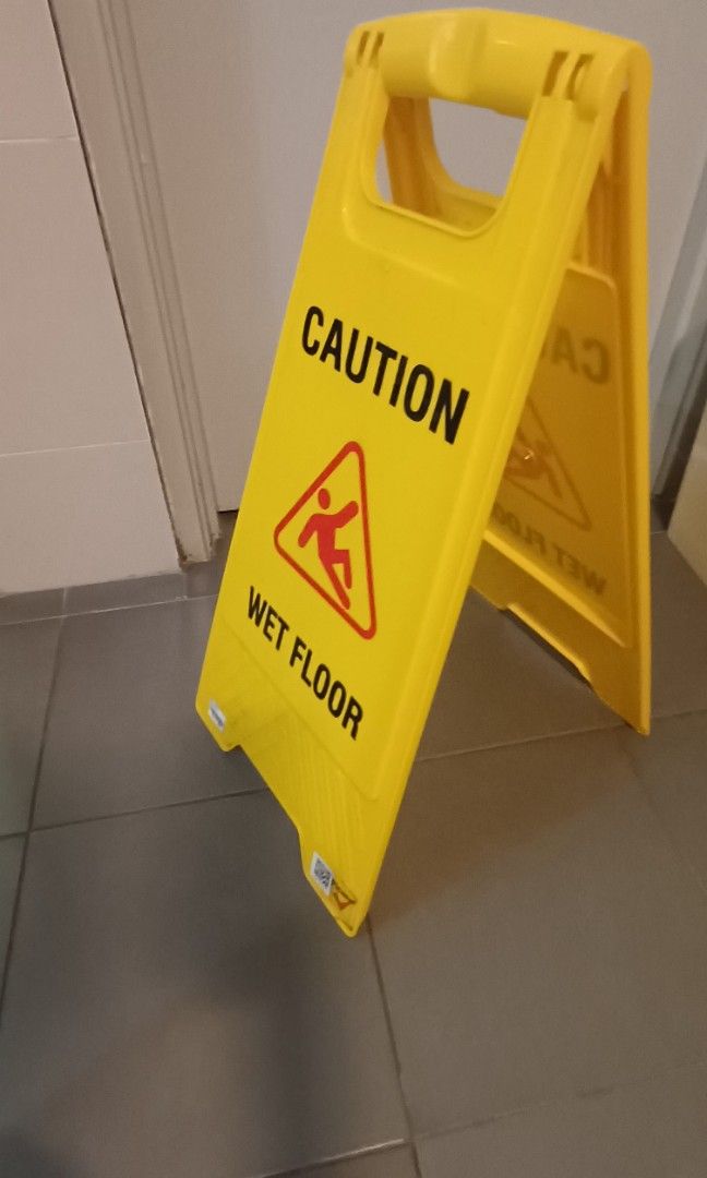 Signage Caution Wet Floor, Furniture & Home Living, Bathroom & Kitchen ...