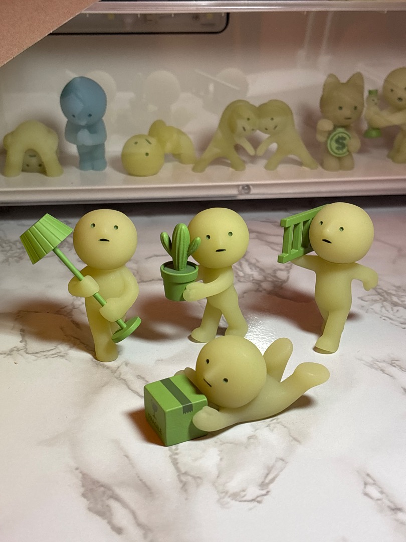 Smiski Green Thumb Moving Series, Hobbies & Toys, Toys & Games on Carousell