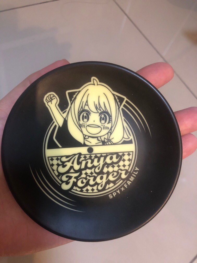 Spy family anya mini sauce plate plastic, Furniture & Home Living, Kitchenware & Tableware ...