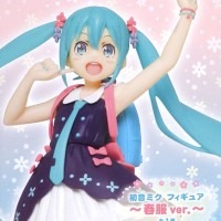 TAITO Hatsune Miku Figure Spring Clothes, Toys & Collectibles, Mainan ...