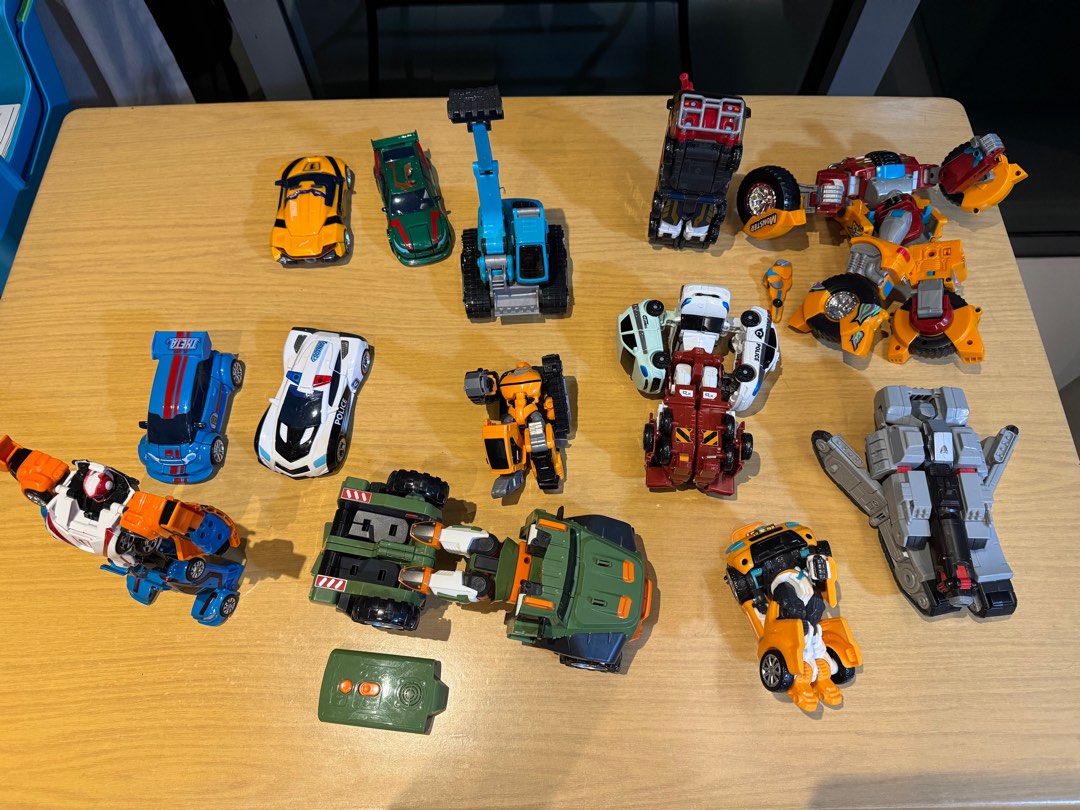 Tobots or vehicle transforming robots, Hobbies & Toys, Toys & Games on ...