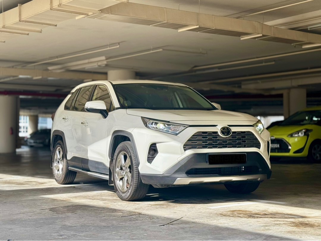 Toyota RAV4 2.0A Premium Auto, Cars, Used Cars on Carousell